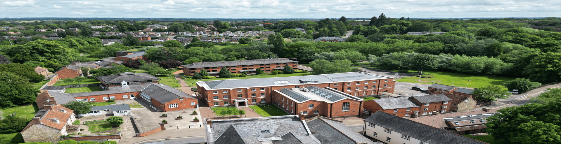 The University of Buckingham (UB) - Fees, Scholarships & More